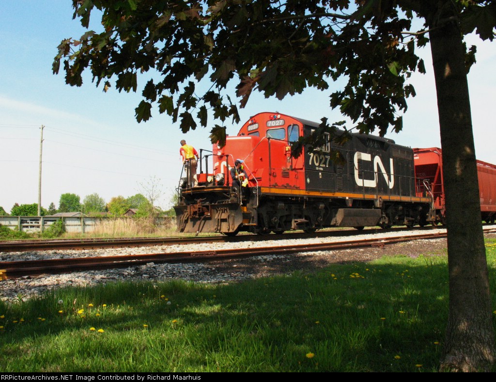 CN 7027